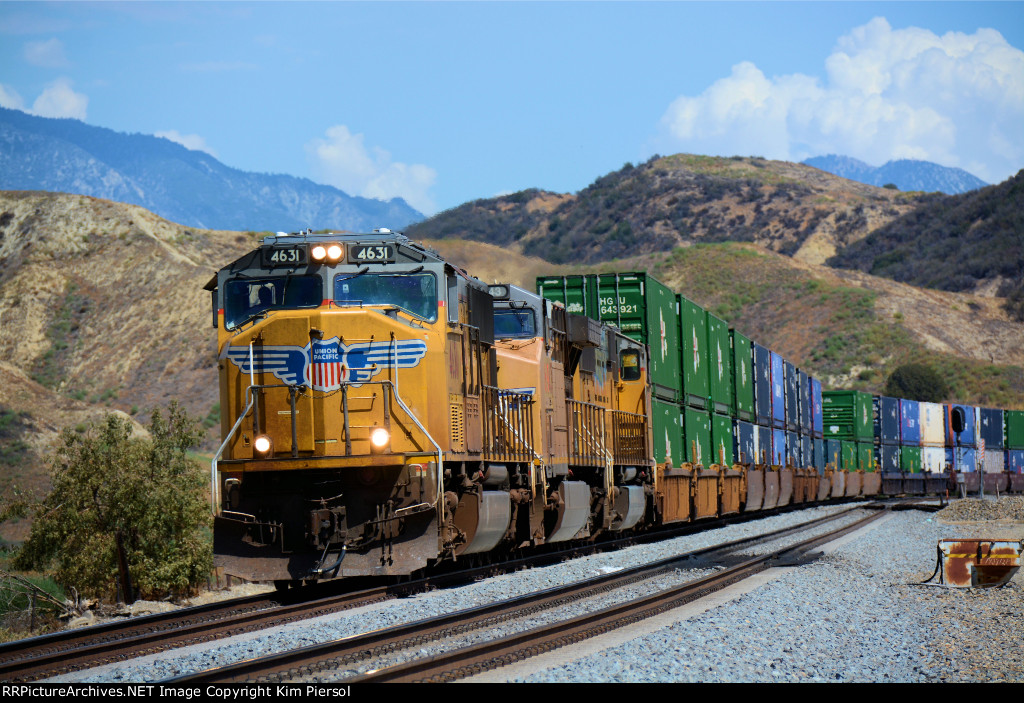 UP 4631 WB Beaumont Hill